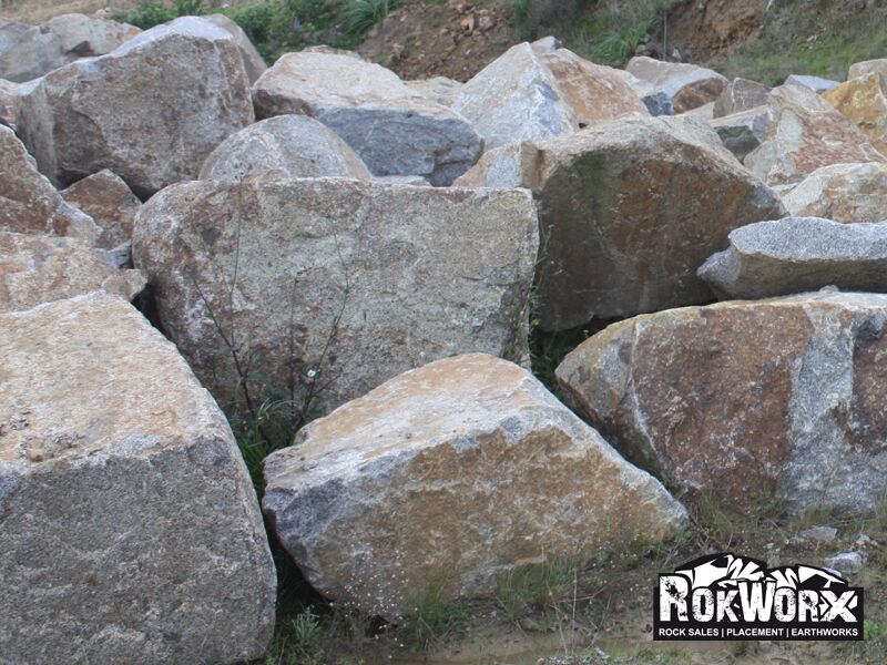Landscaping Rocks: Transform Your Outdoor Space