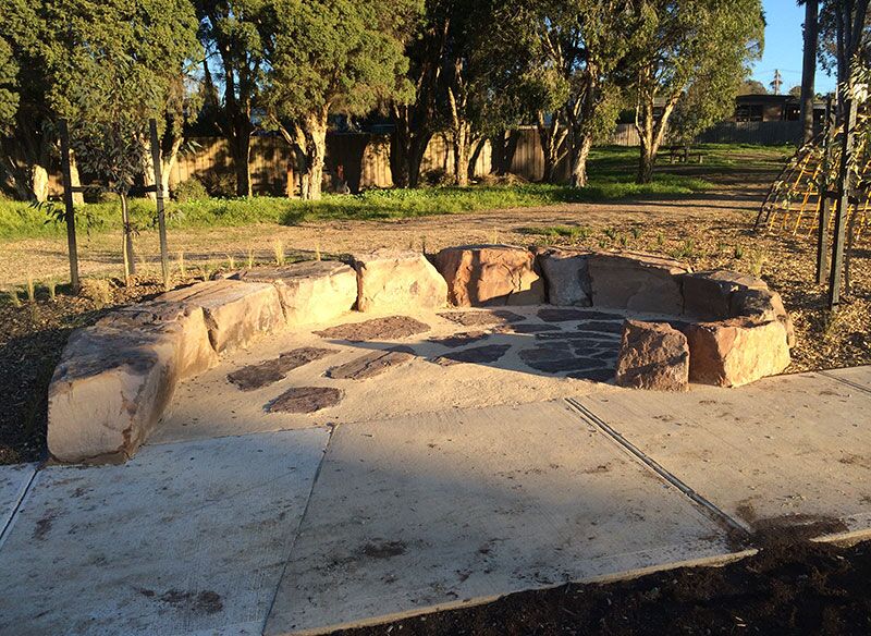 Mudstone Rocks: Natural and Distinctive Landscaping Elements